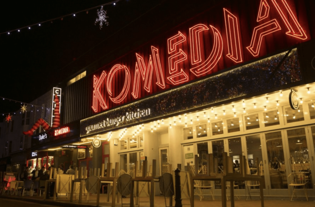 6 Queer and lesbian bars in Brighton - HER