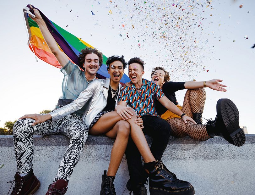 HER x FOLX Care Fund 2023