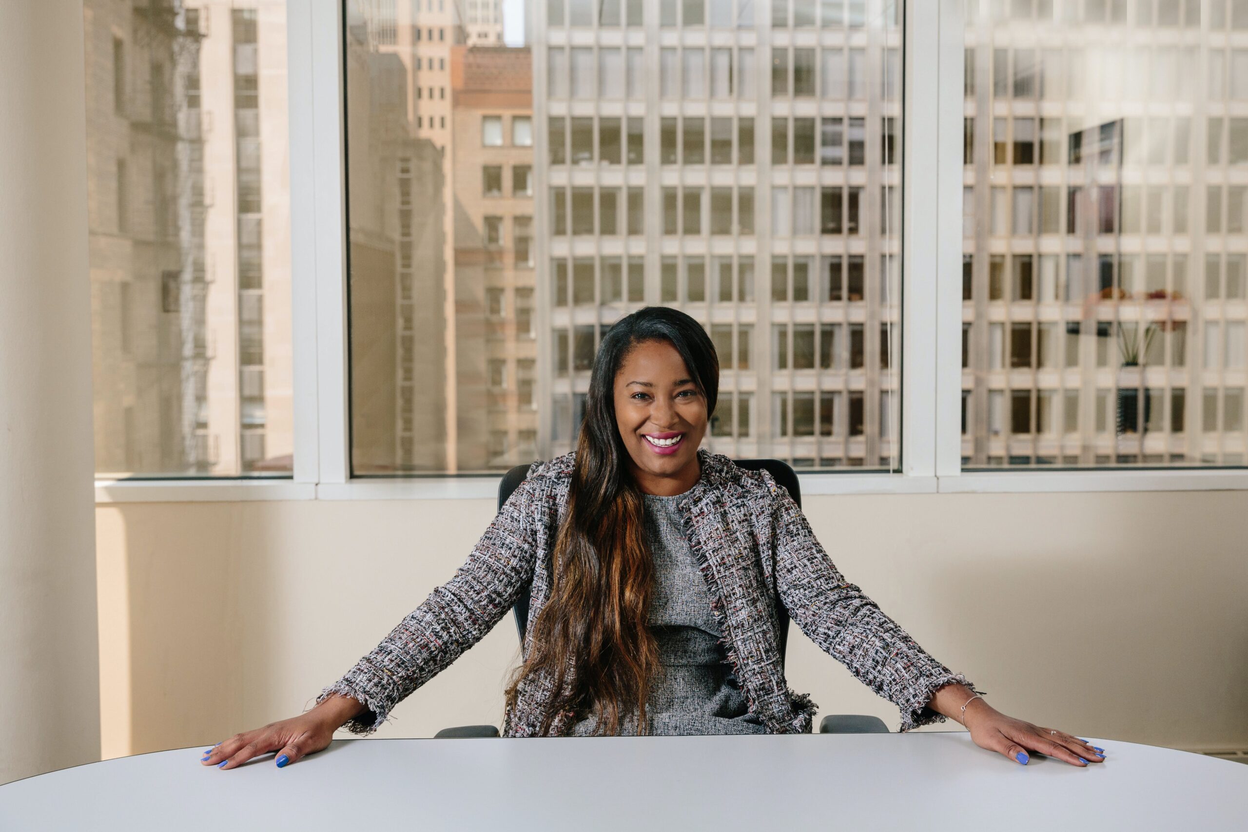 11 women CEOs that are breaking the glass ceiling in the world of business and tech - HER