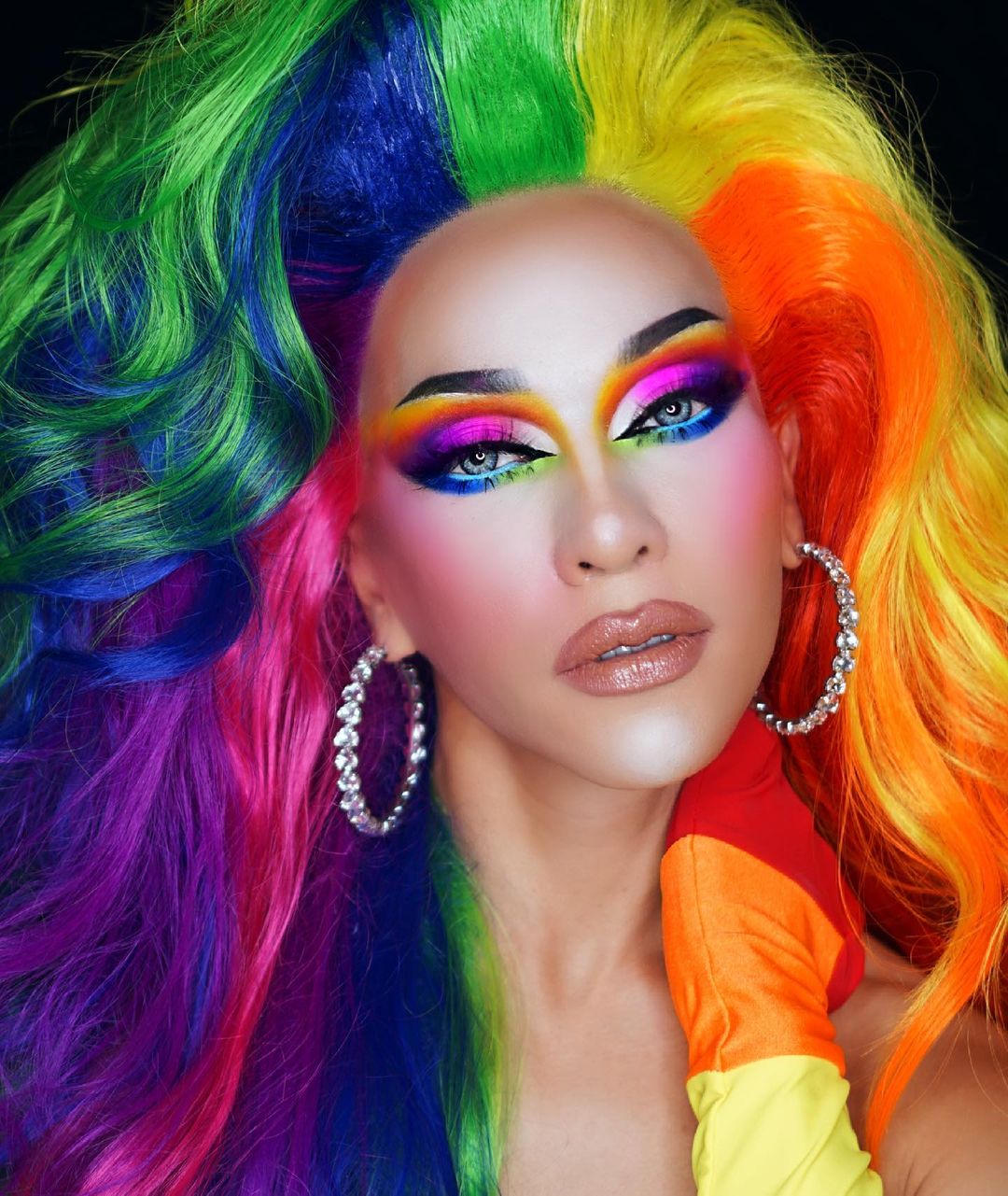 Experience the Fabulous Drag Queen Scene in Bangkok, Thailand - HER