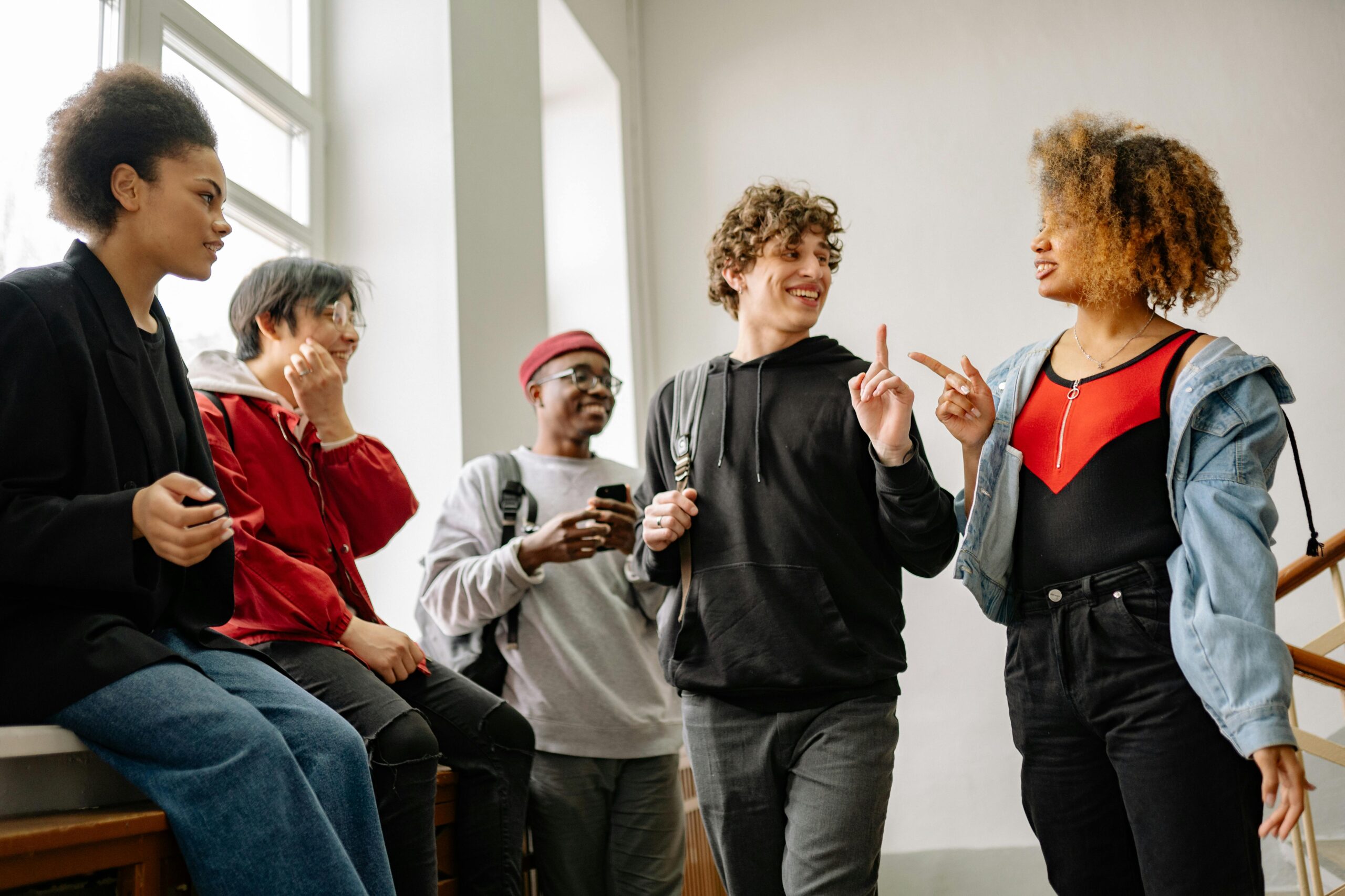 Safe Dating Apps for Trans Women and Nonbinary People - HER